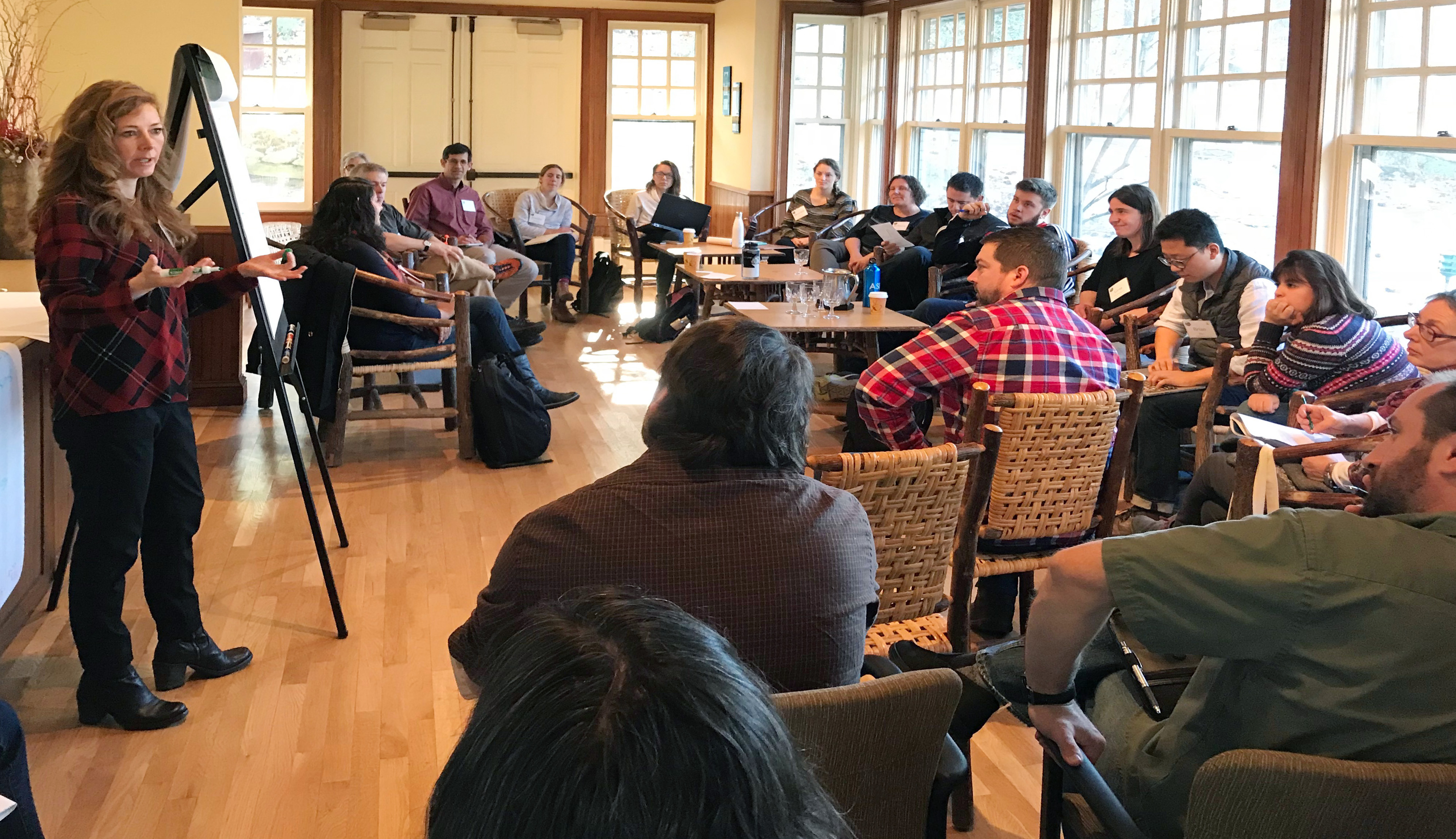 Understanding the world's lakes at GLEON19